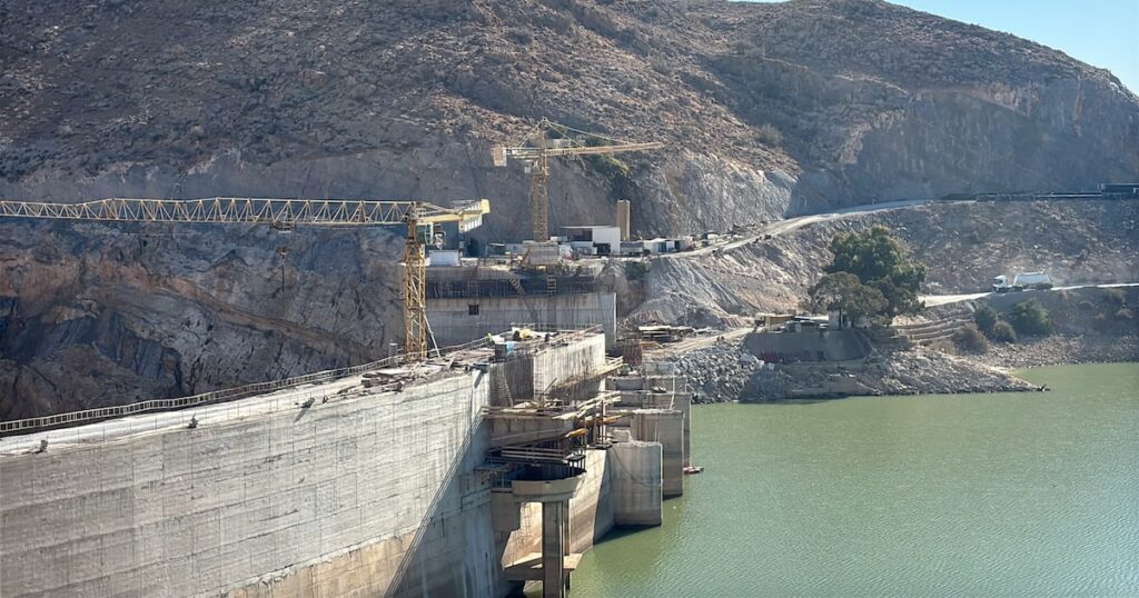 La surélévation du barrage Mohammed V : un chantier crucial pour la ...